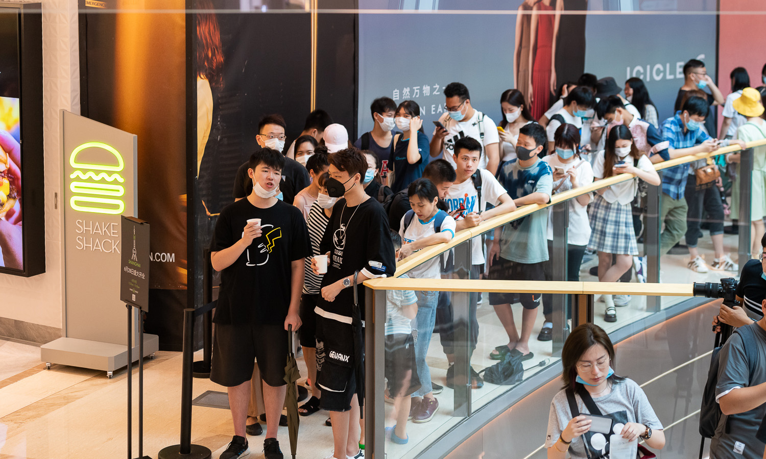 Shake Shack 上海港汇恒隆店正式开业 – NOWRE现客