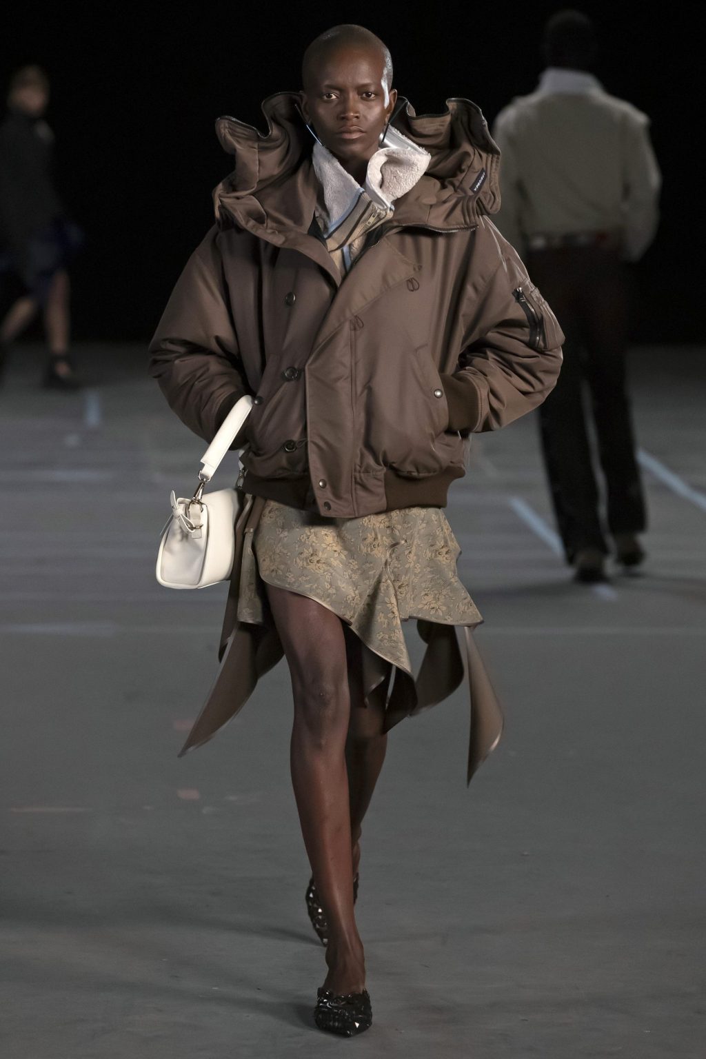 解构、扭曲与矛盾对立，解读 Y/Project 的时尚美学 – NOWRE现客