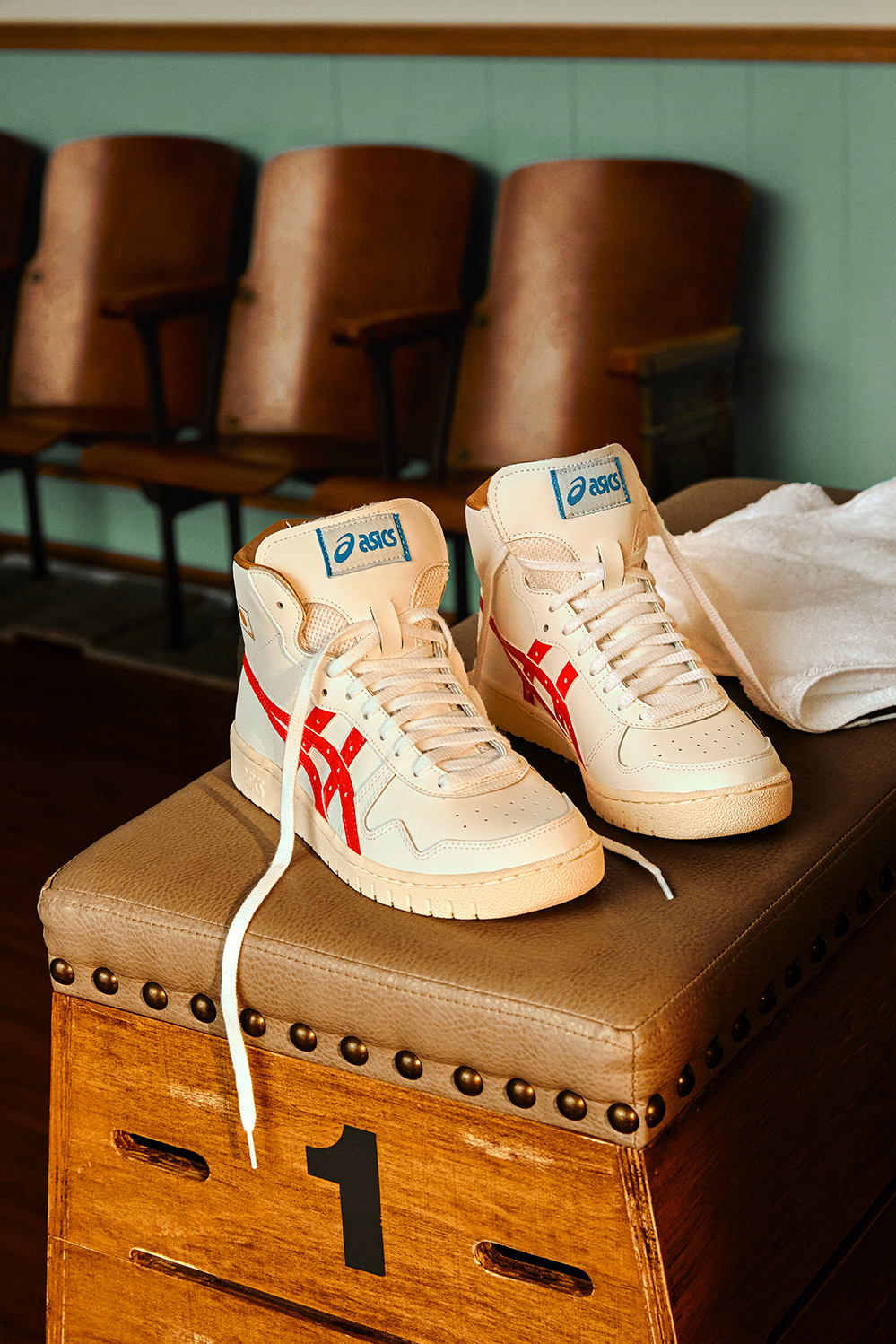 致敬经典，ASICS JAPAN L Retro 复刻回归 – NOWRE现客