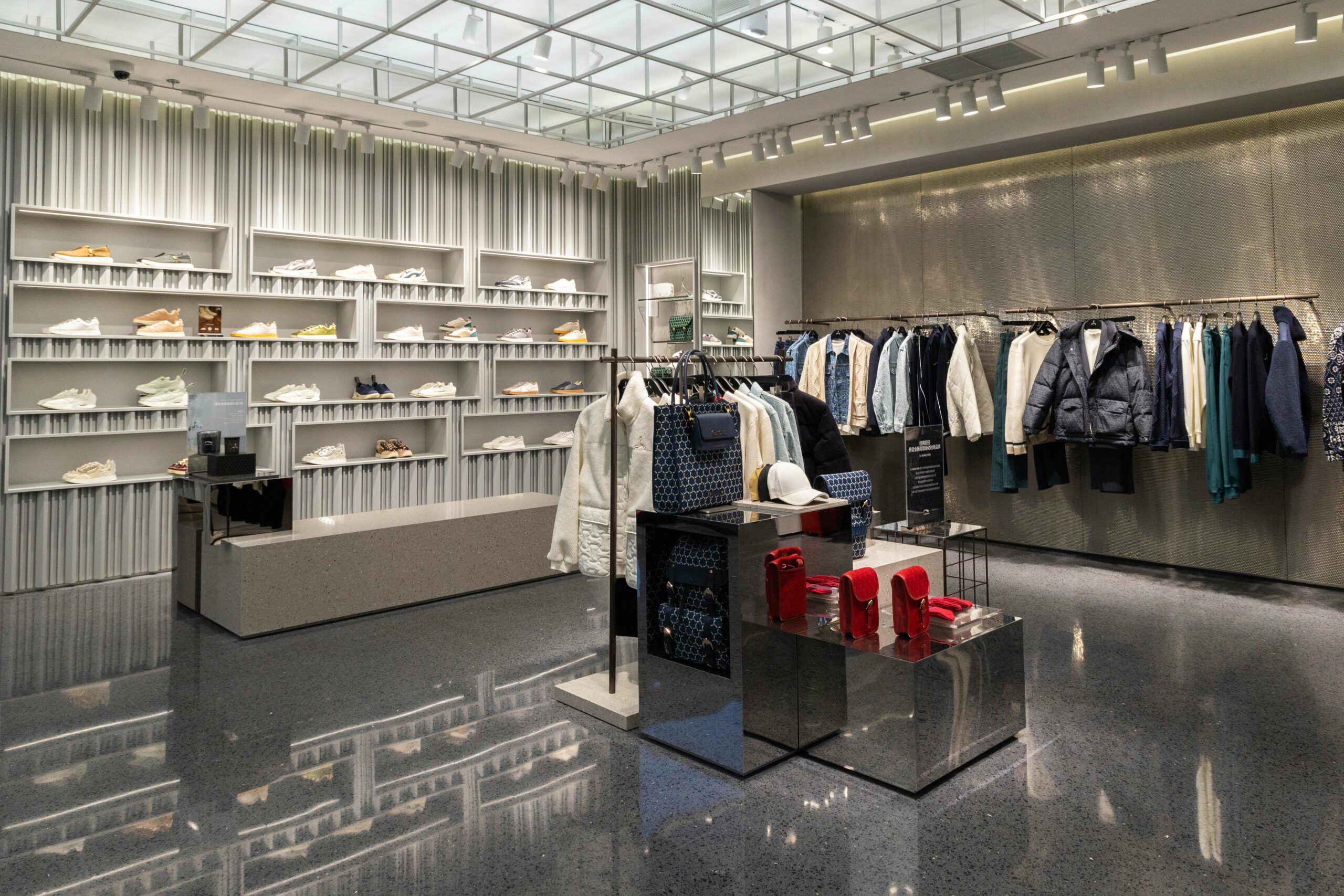 LI-NING 1990 上海首店盛大开幕 – NOWRE现客