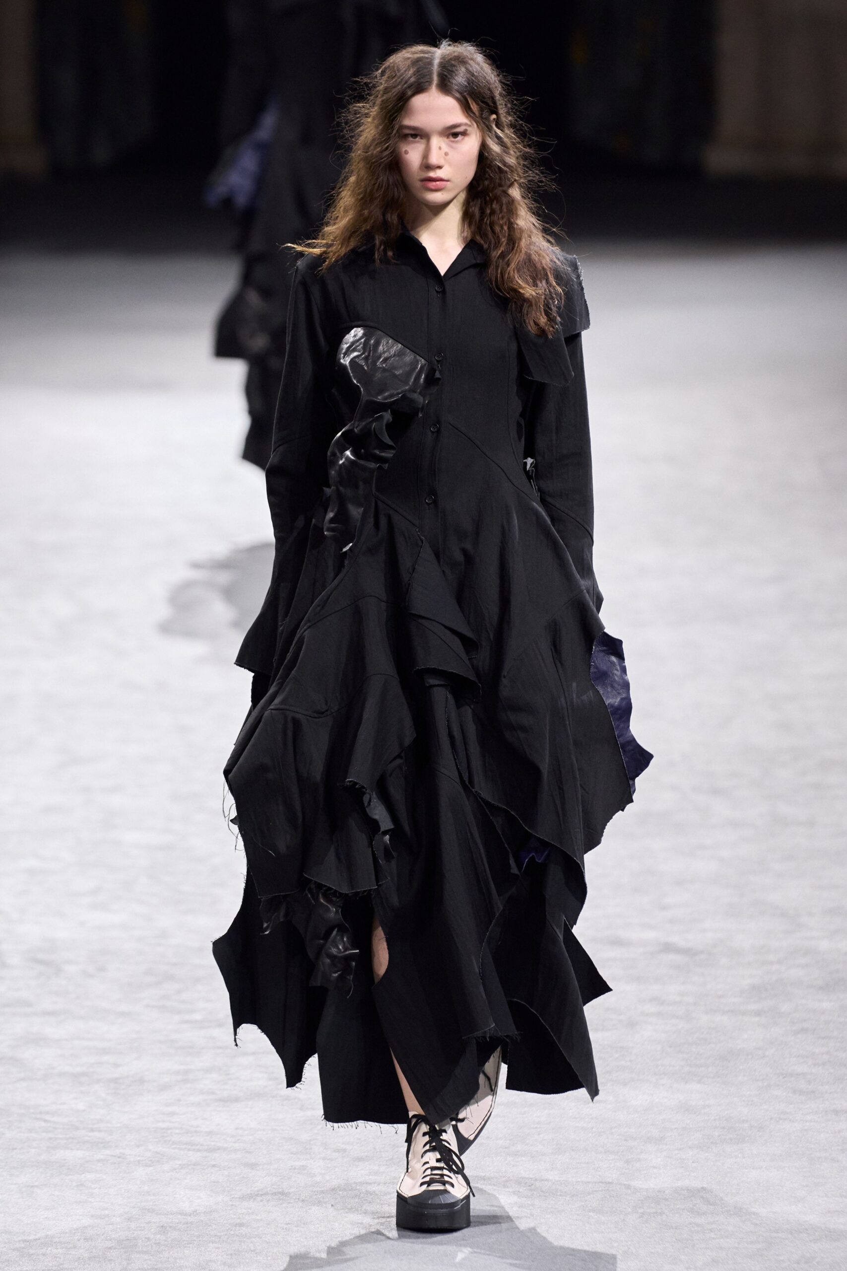 Yohji Yamamoto 2023 秋冬女子成衣系列释出 – NOWRE现客