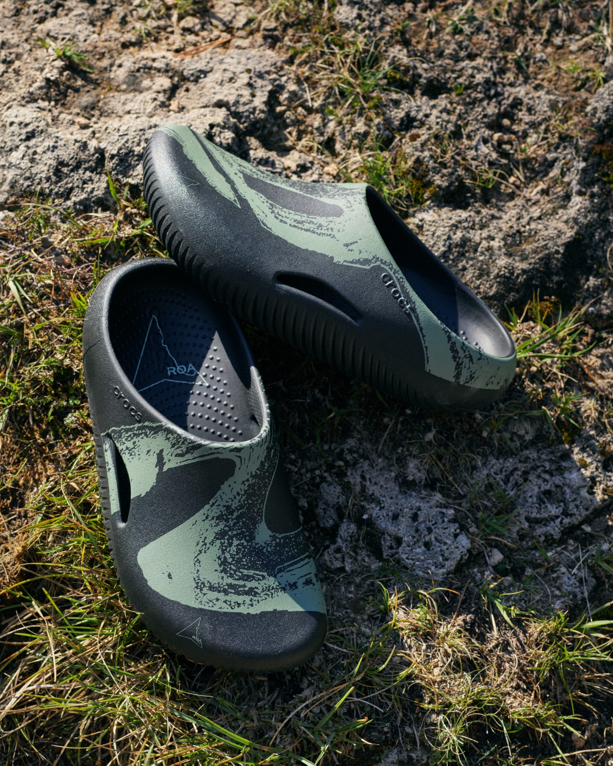 ROA x Crocs 系列全新鞋款将于 11 月 1 日于北京 SKP-S 限时店铺发售 – NOWRE现客