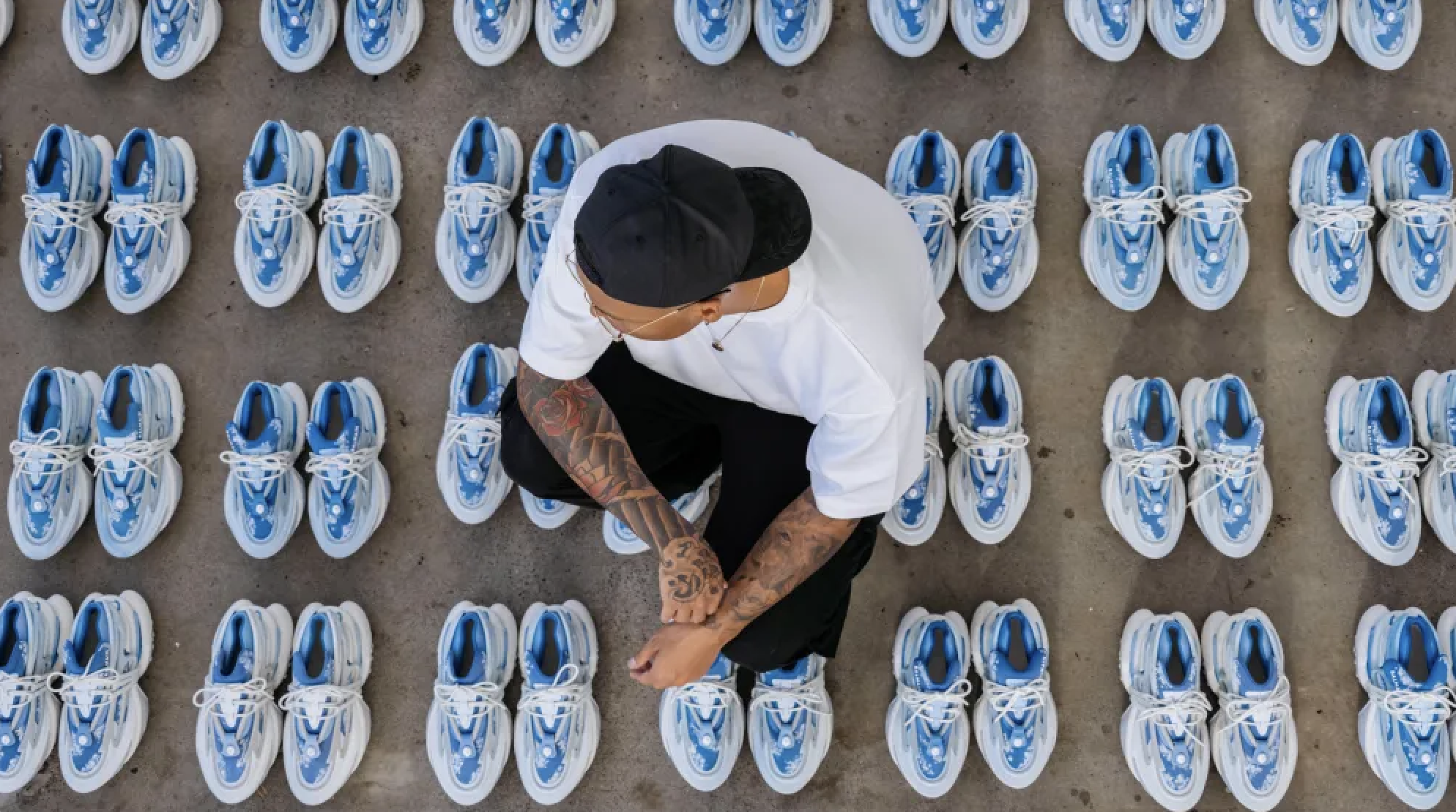 Balmain 联手艺术家 Ant Kai 发布特别版 Unicorn 鞋款 – NOWRE现客