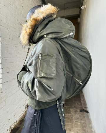 别再 MA-1 了，今年属于 N2B 夹克 – NOWRE现客