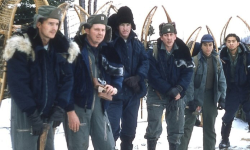 别再 MA-1 了，今年属于 N2B 夹克 – NOWRE现客