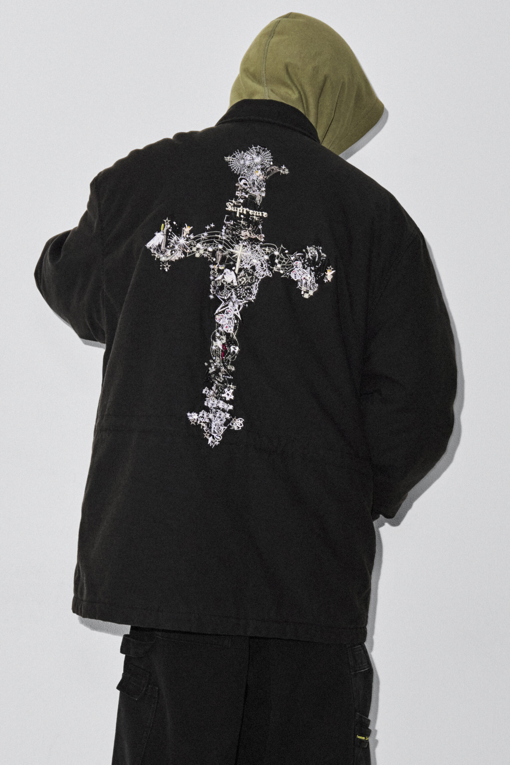 Supreme 正式发布 2025 秋冬系列 Lookbook – NOWRE现客