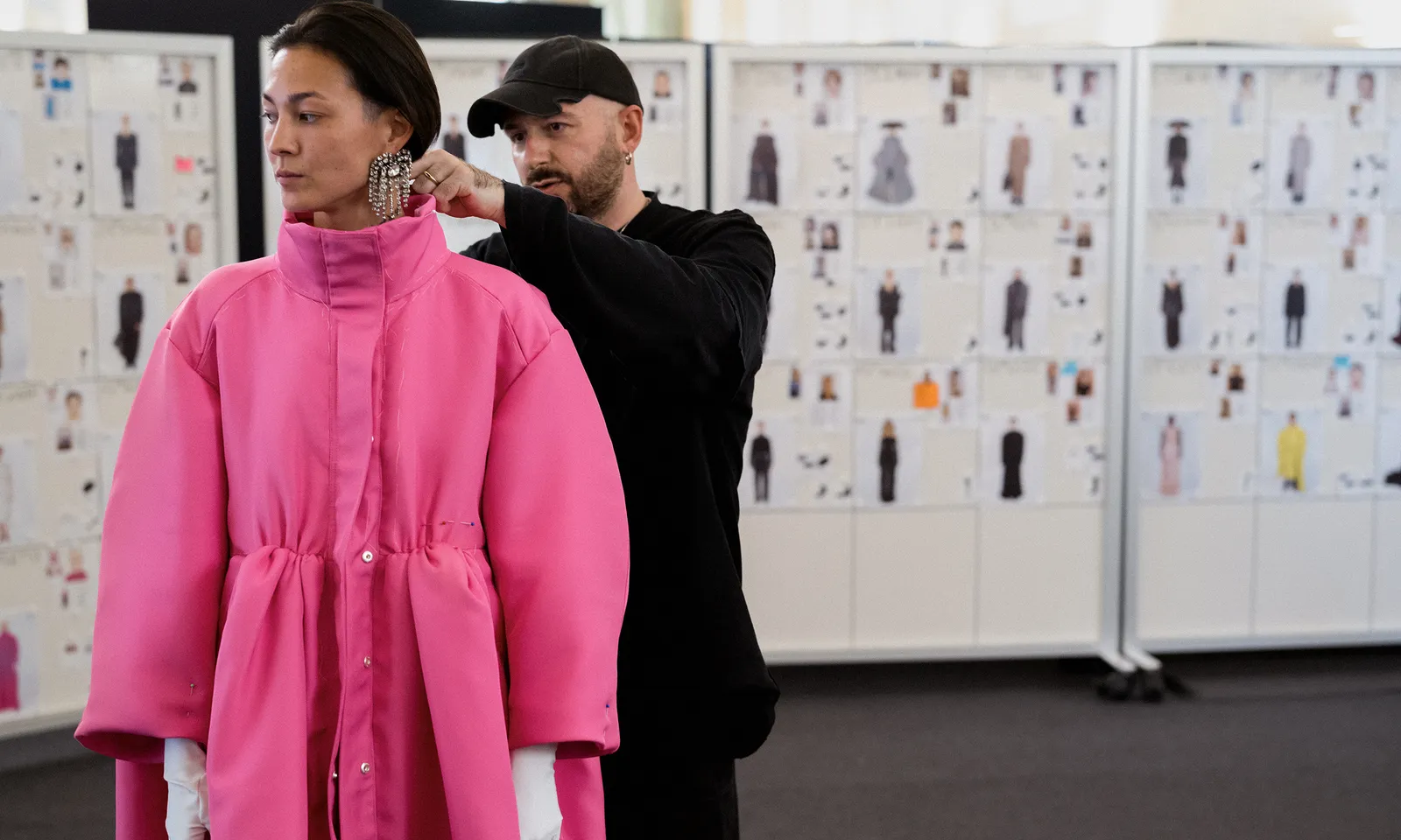 Demna 在改了，但 LVMH 年度设计师还是「大廓形」 – NOWRE现客