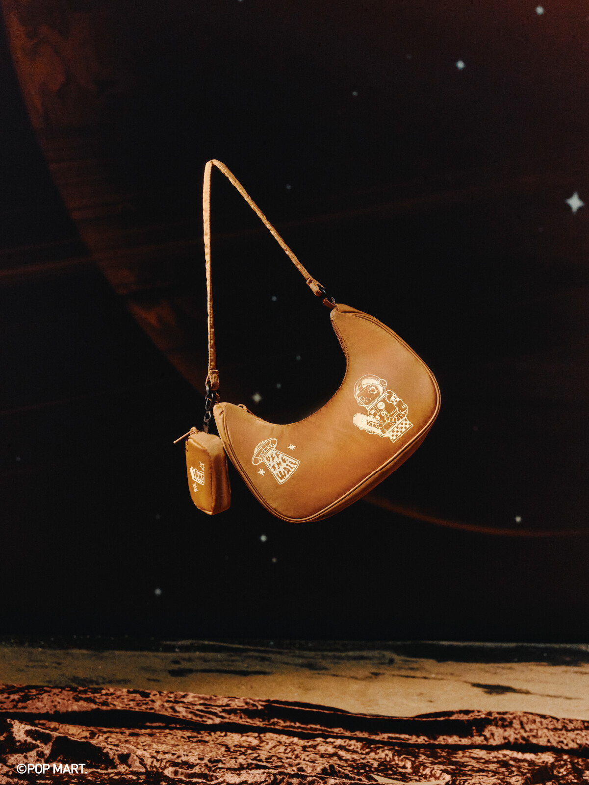 Vans 携手泡泡玛特推出 SPACE MOLLY 第二波联名系列 – NOWRE现客
